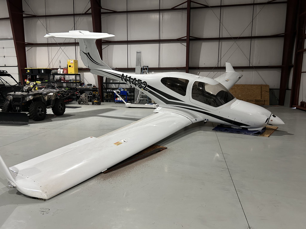 2022 Diamond DA40NG, N1452, S/N: 40.NC177 - McLarens